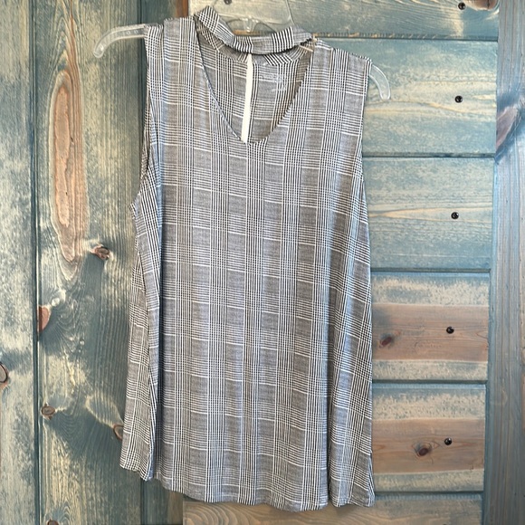 Ruff Hewn | Tops | Silky Soft Ladies Sleeveless Herringbone Checkered ...
